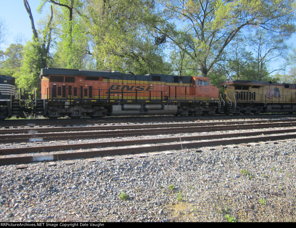 BNSF 7132